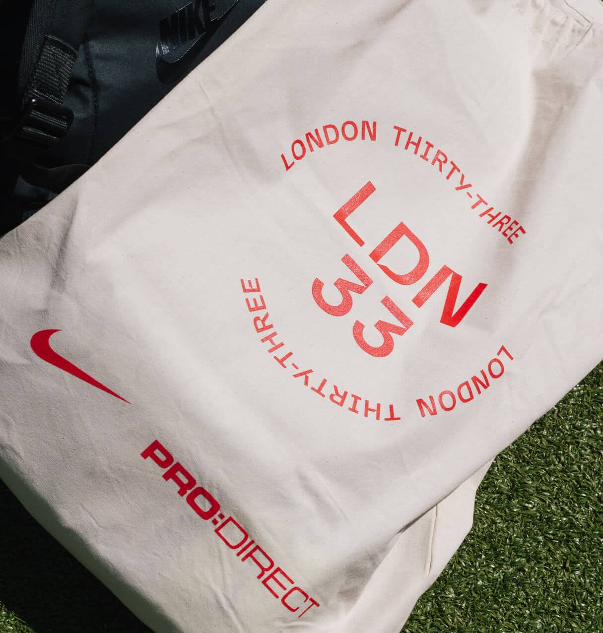 Event design / NIKE LDN 33